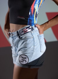 Light blue denim 'Denim shorts with MWC patch' - Buy Online | Terranova