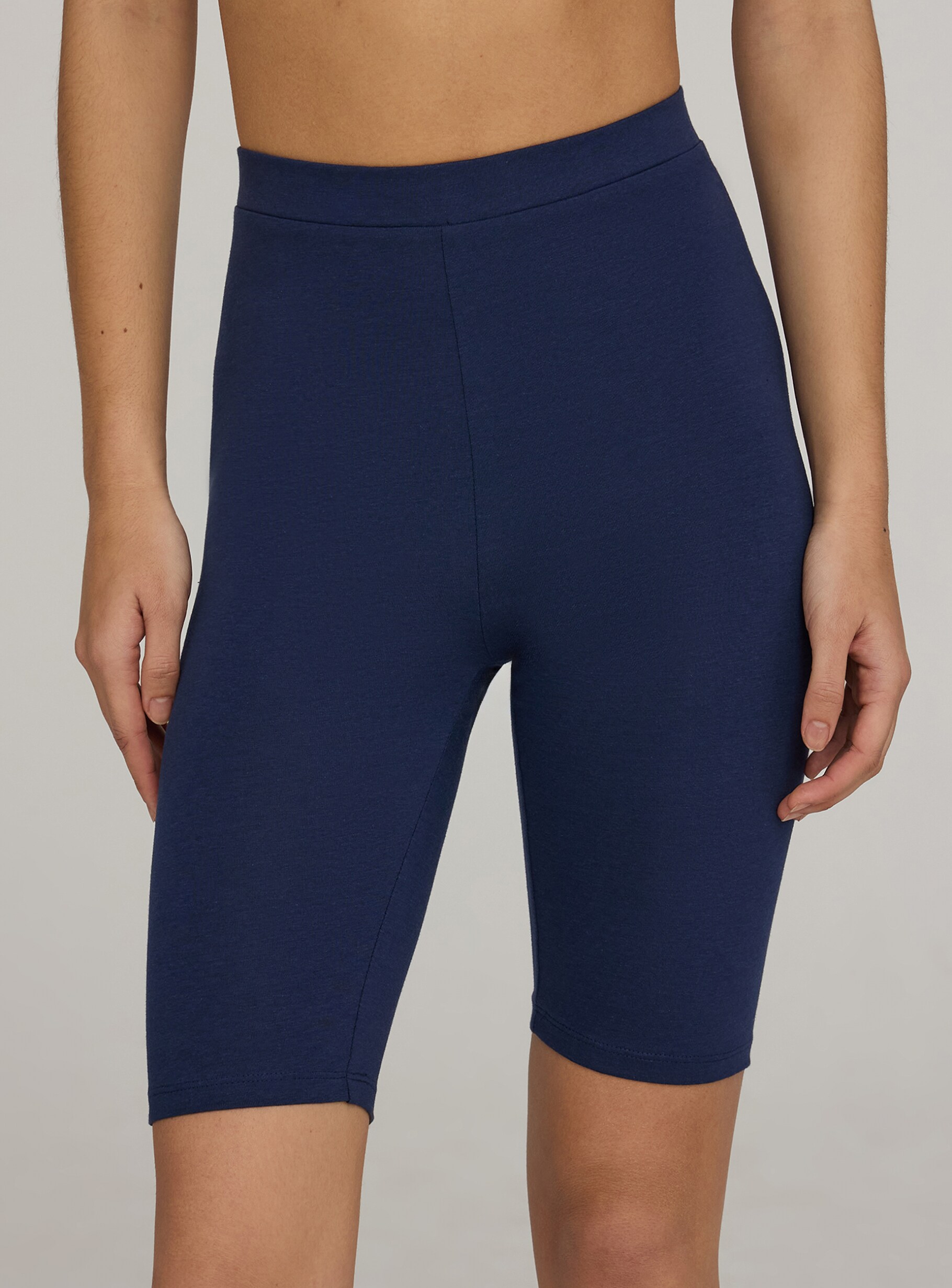 Legginsy rowerowe gładkie Niebieski ciemny - Kup online | Terranova sklep