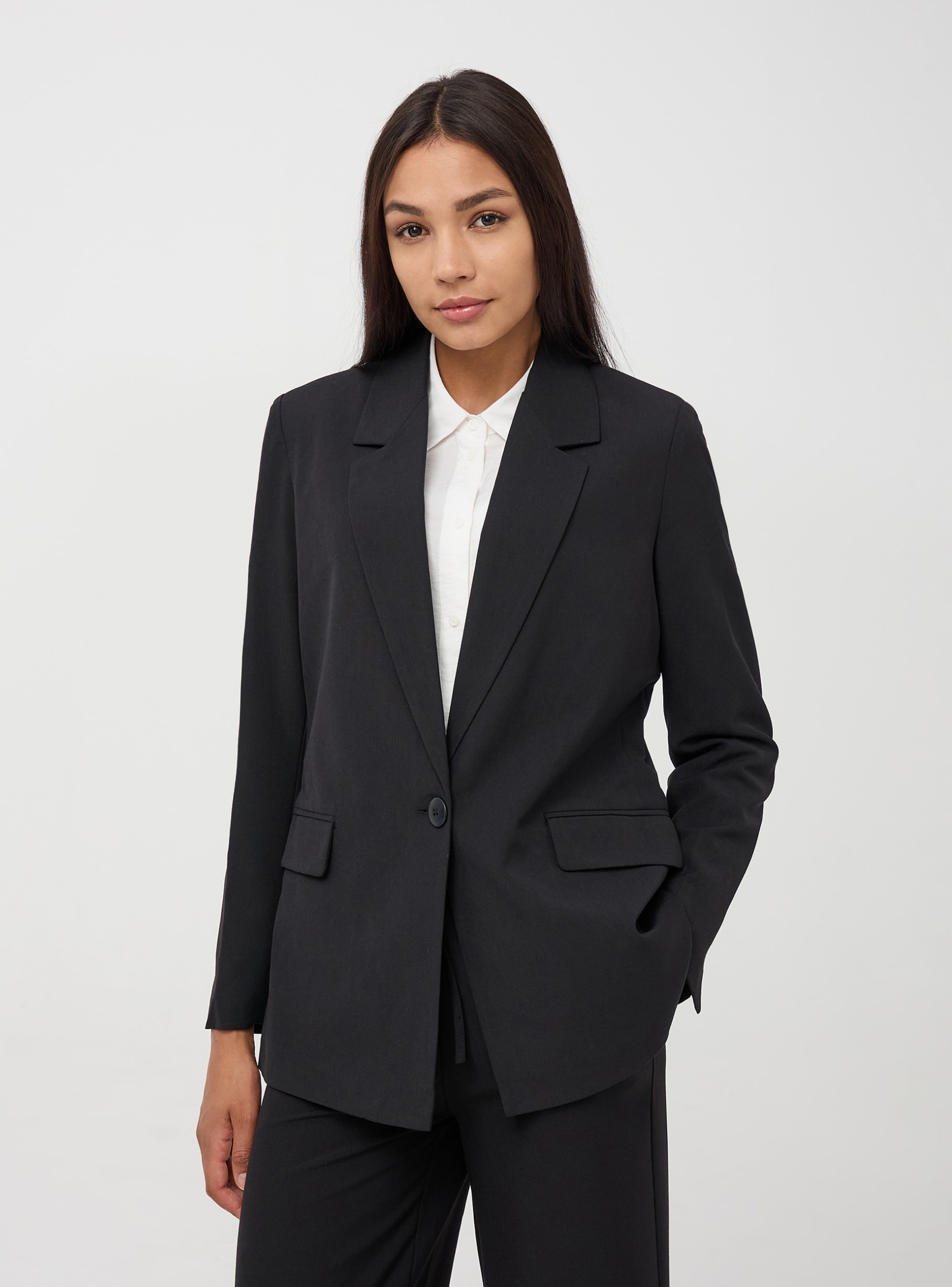 Black Fitted jacket with a plain button - Buy Online | Terranova