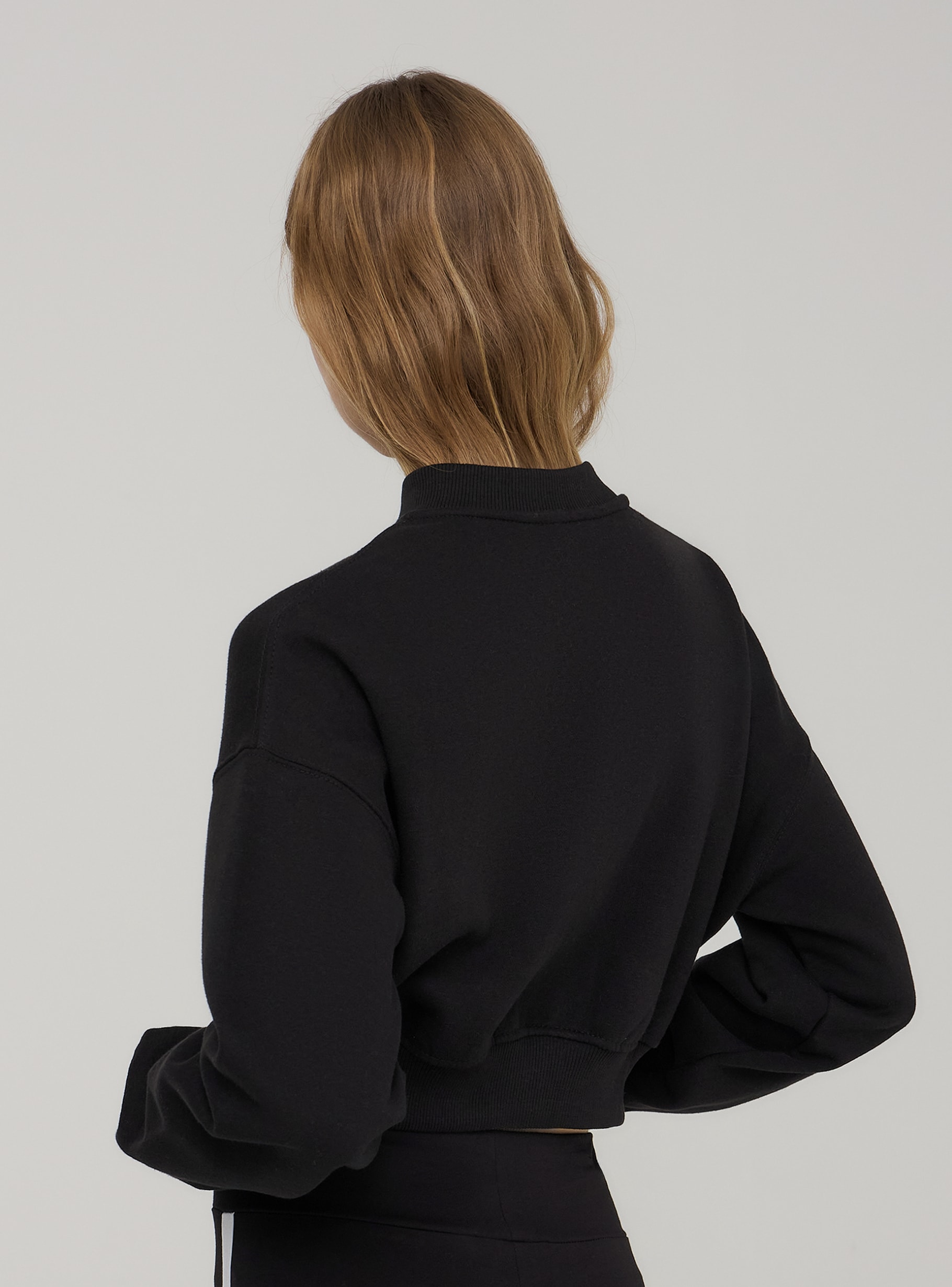 Felpa crop senza cappuccio con zip tinta unita Nero - Acquista Online ...