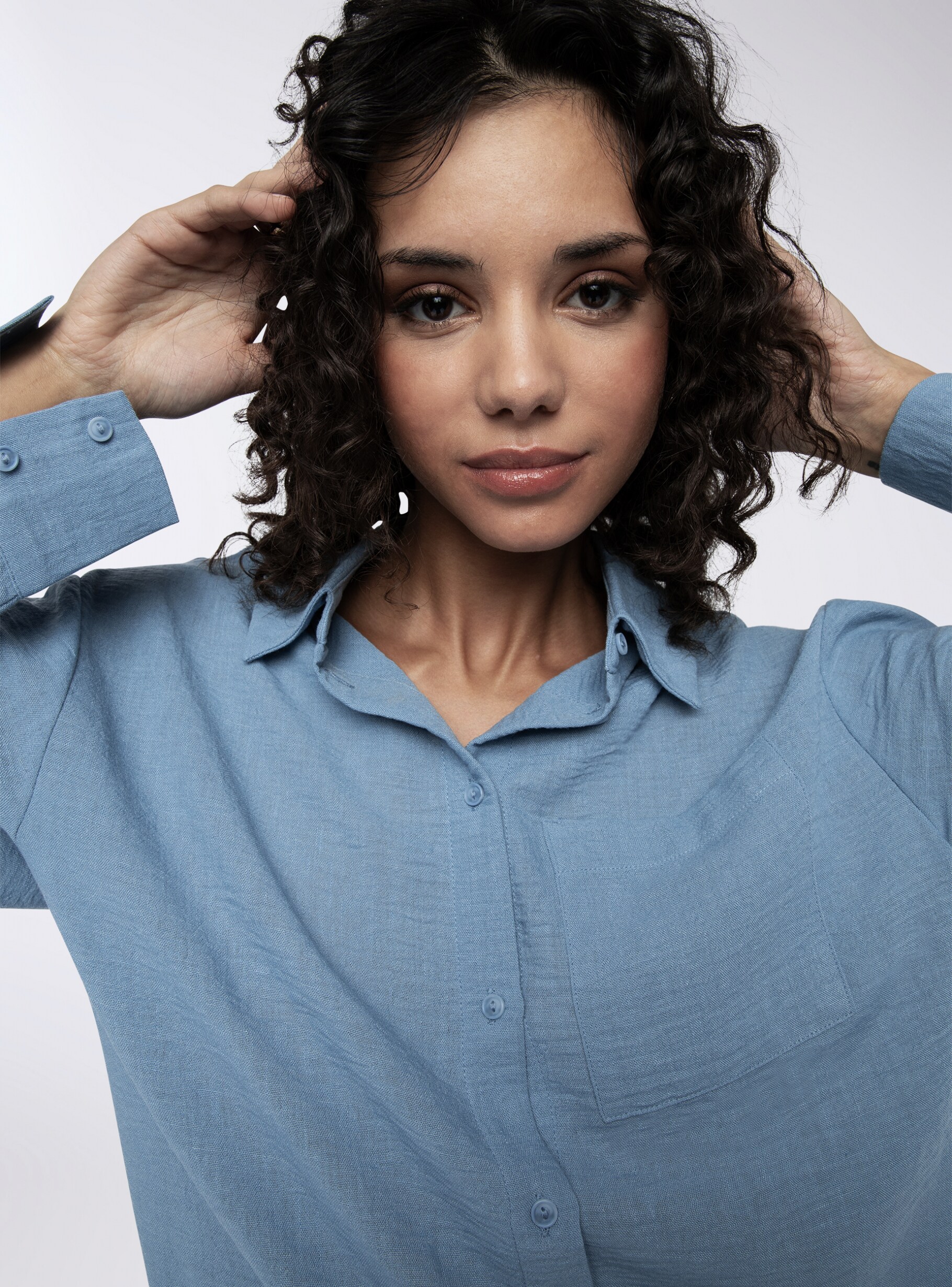 Avio Light fabric shirt with pocket - Buy Online | Terranova