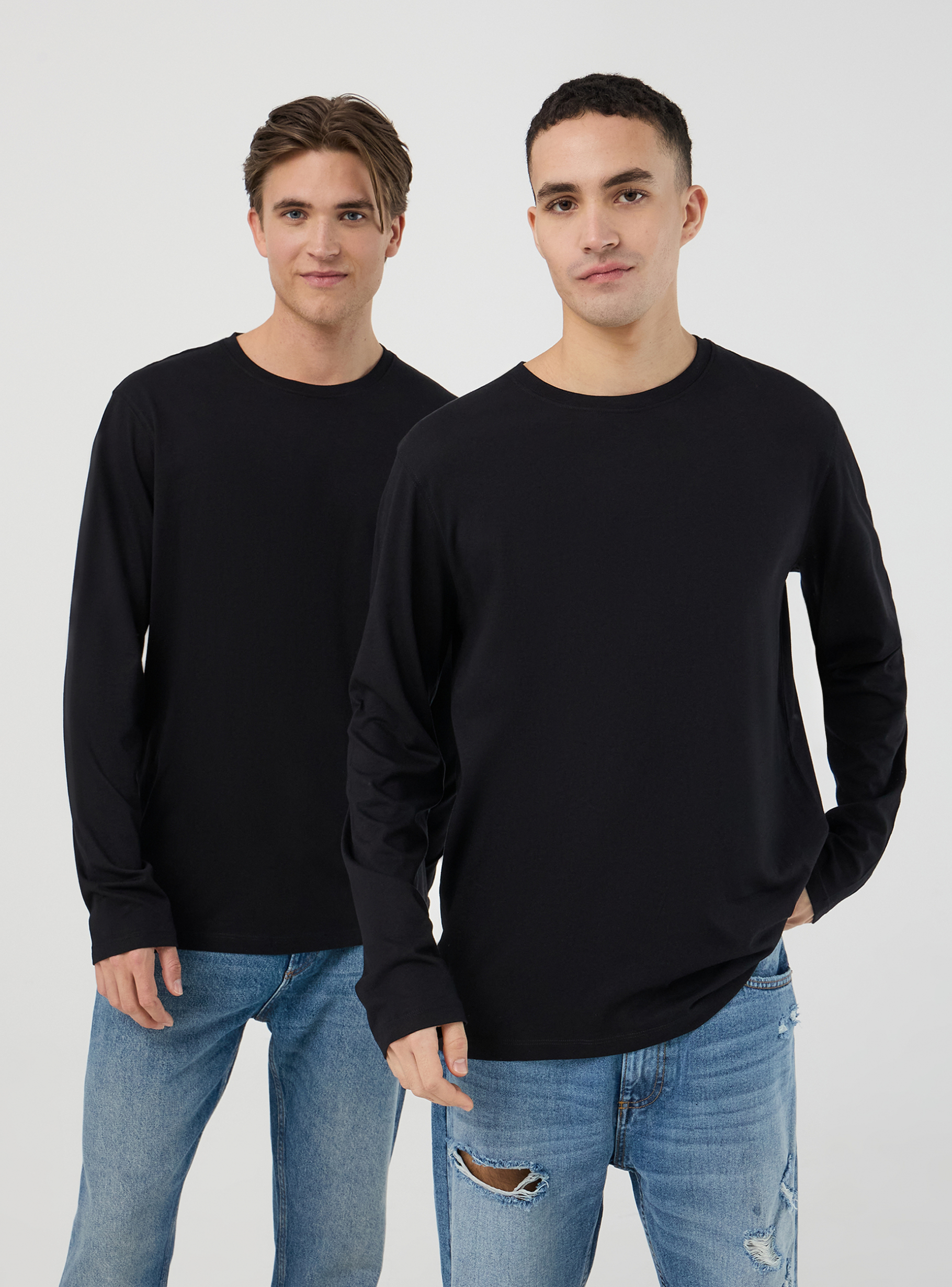 Crna Paket od 2 osnovne majice jedinstvene boje | Terranova