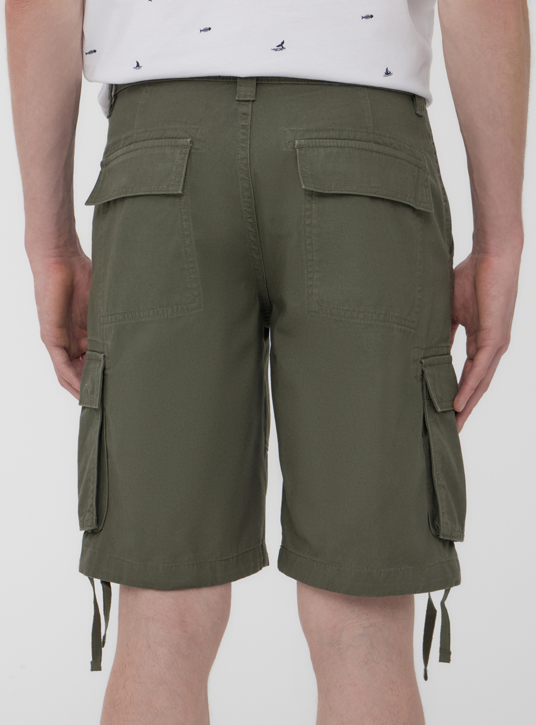 Sage Bermuda cargo shorts with drawstrings - Buy Online | Terranova