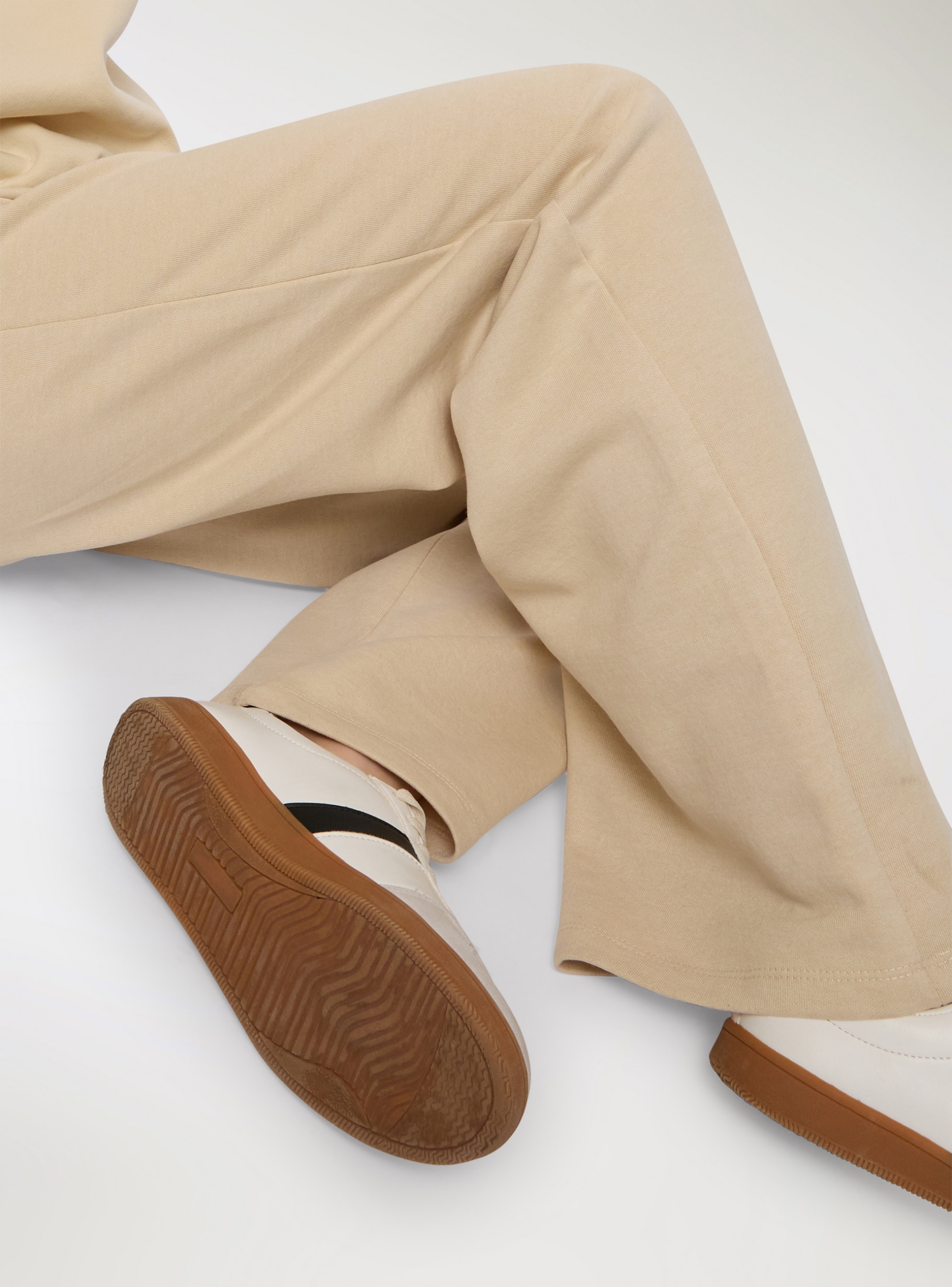 Slonovača Široke trenerke jednobojne | Terranova