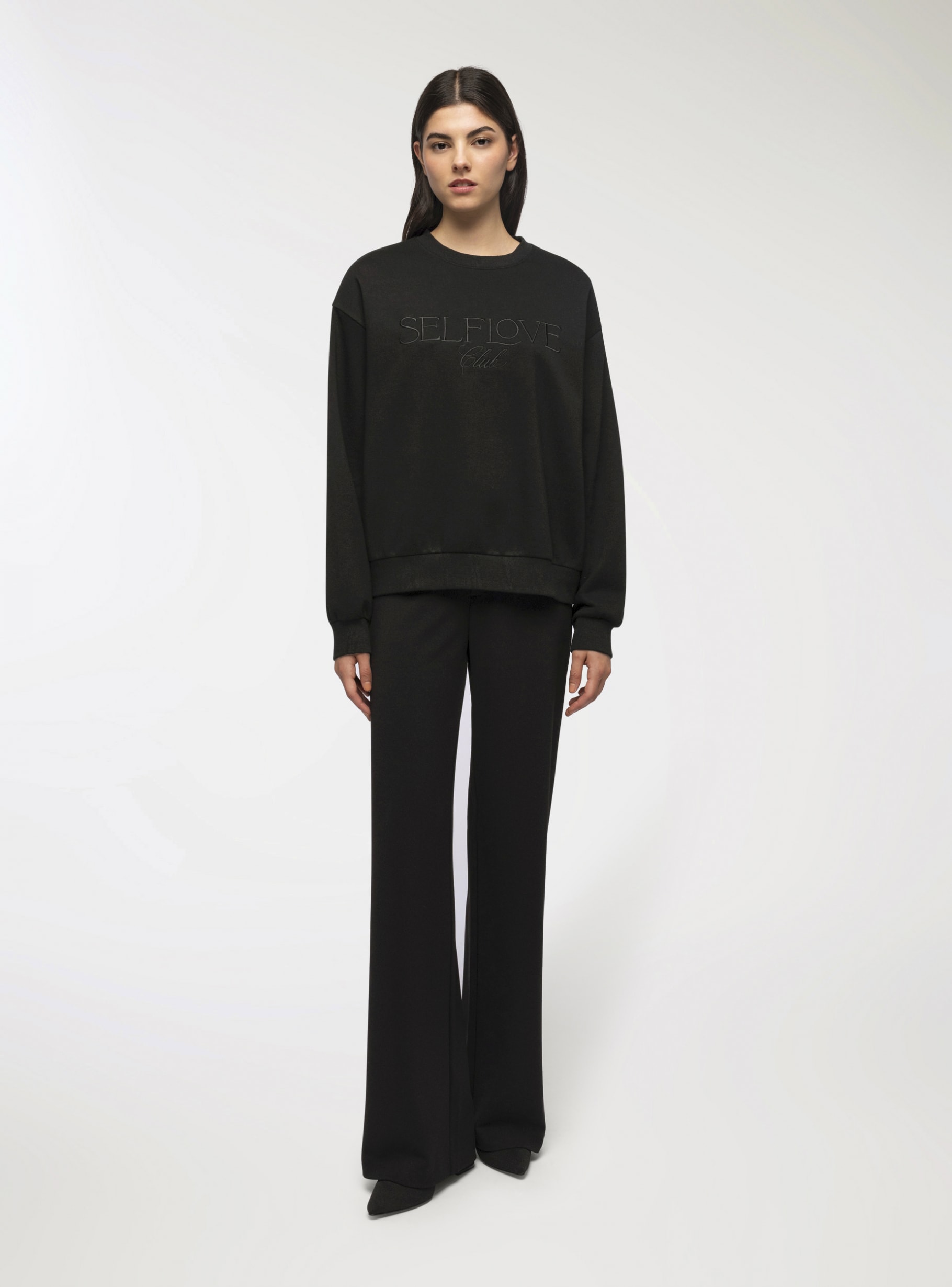 Crna Duks sa vezom u ton bez kapuljače | Terranova