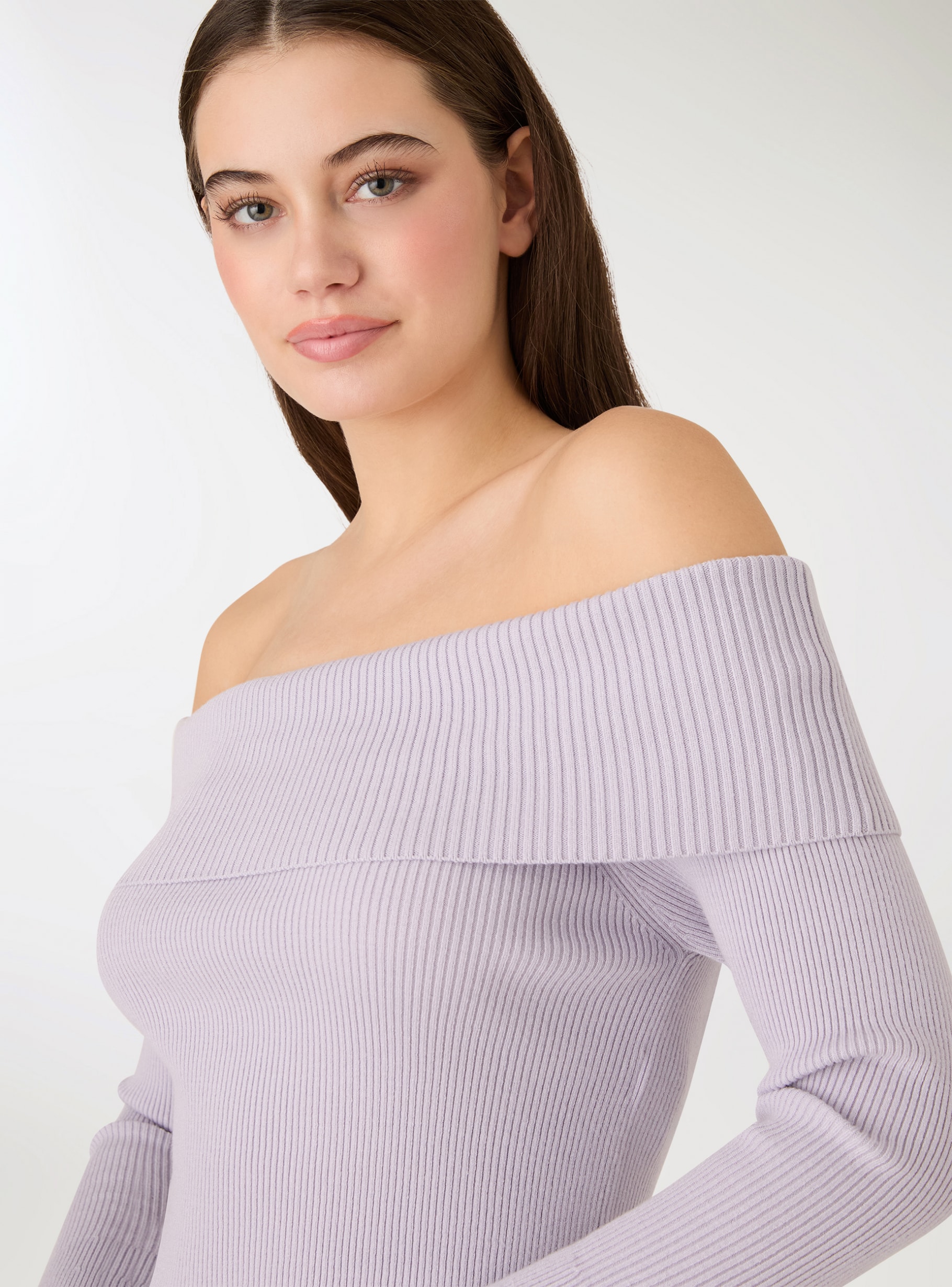 Lilla Crop top with off-shoulder bell sleeves - Buy Online | Terranova