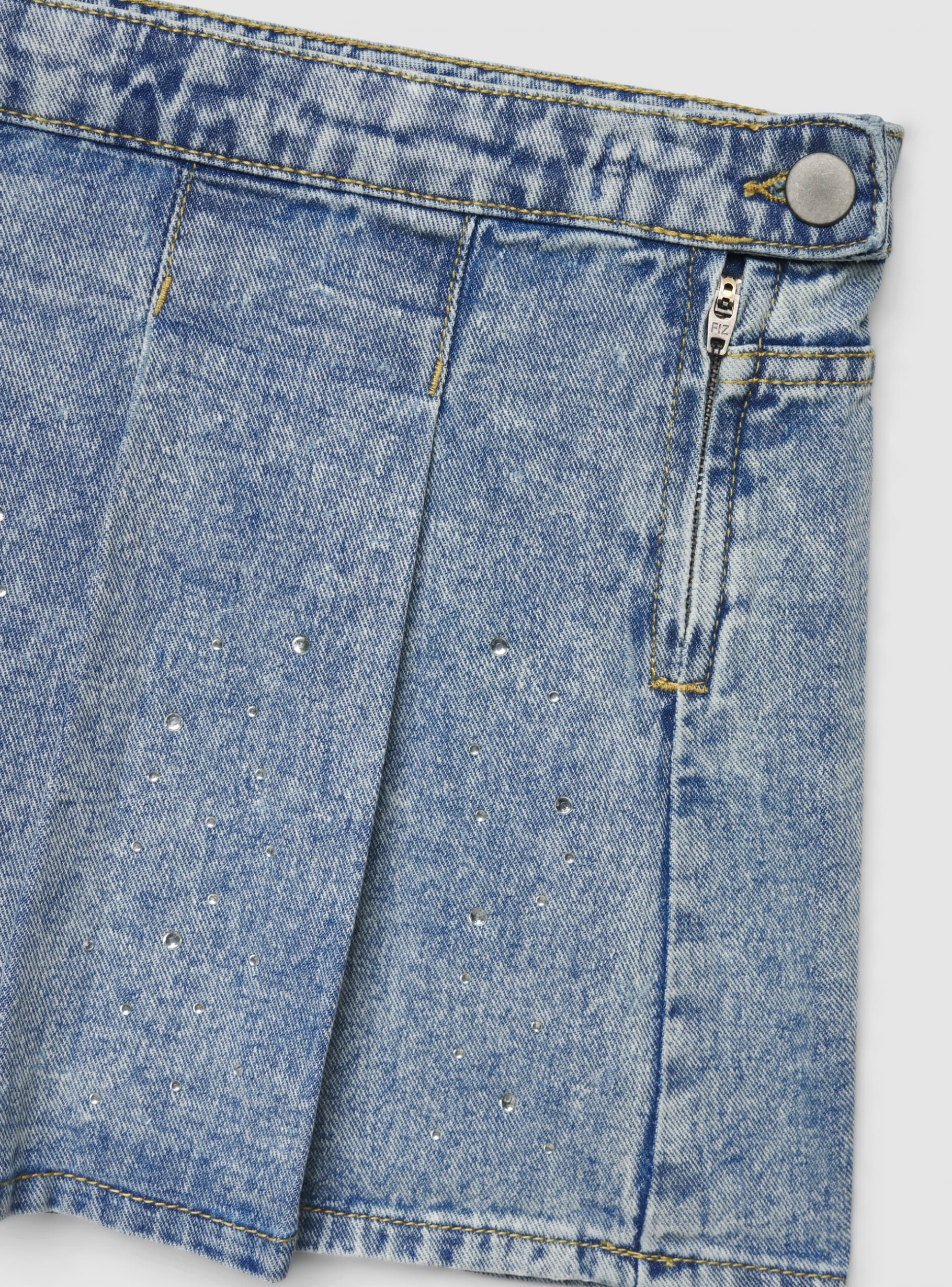 Var light blue denim Skirt with pleats and appliqués - Buy Online ...